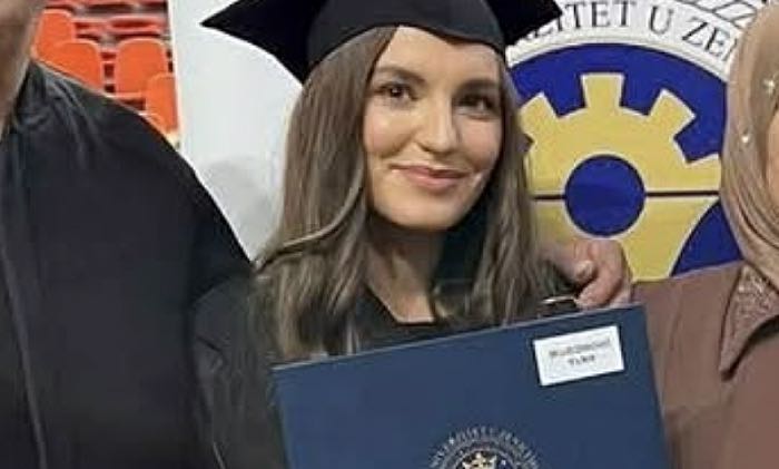 Čestitamo! Elma Mujezinović diplomirala mašinstvo na Univerzitetu u Zenici